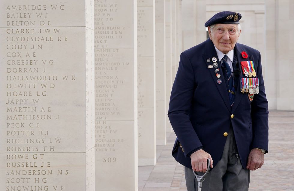 WW2 veteran labels victory over Nazis 'waste of time' and claims 'UK ...