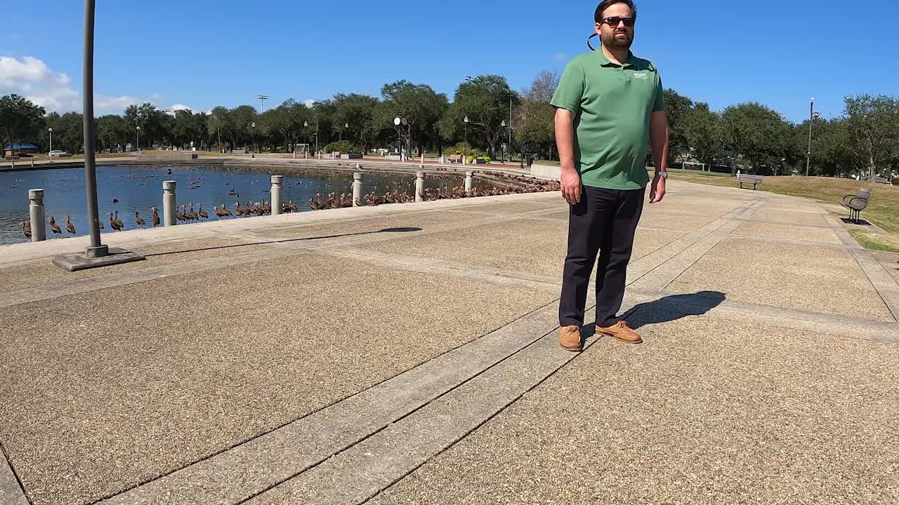 Why is HUNT the Louisiana bug spray customers snap selfies with?