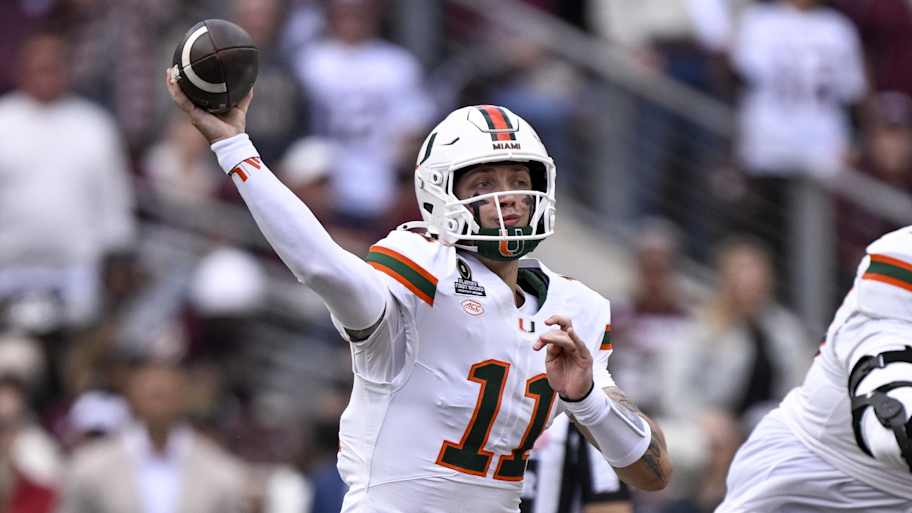 Miami's Carson Beck gives early breakdown to Ohio State's stout defense