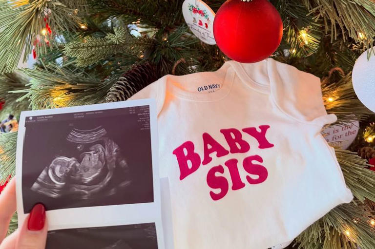 Karoline Leavitt pregnant with second baby as she issues public thanks ...