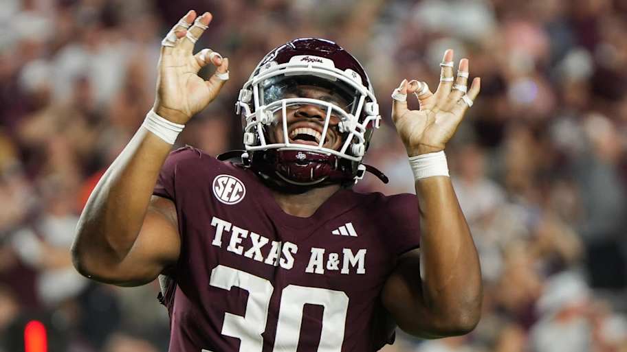 Talented Texas A&M defender plans to enter transfer portal
