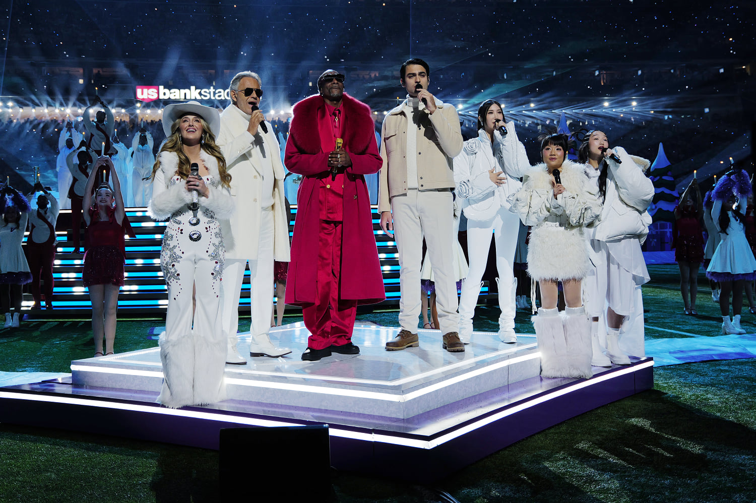 Snoop Dogg brought out K-pop, country and opera stars for memorable ...