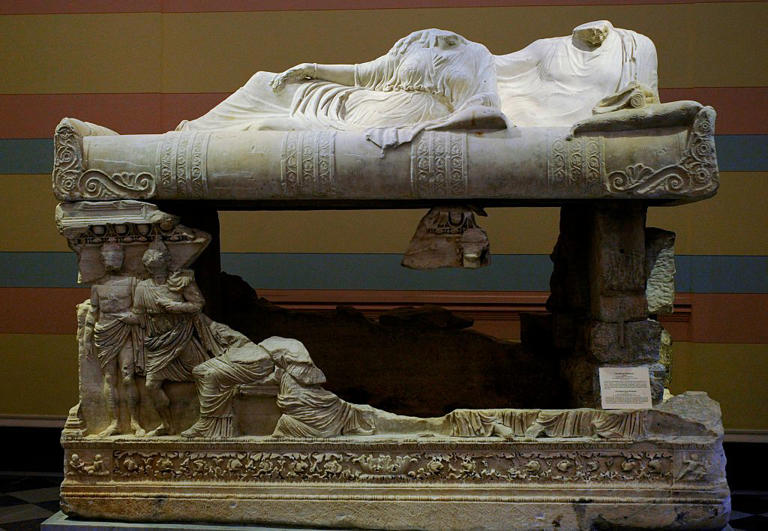 Ukraine demands extradition of Russian archaeologist for illegal ...