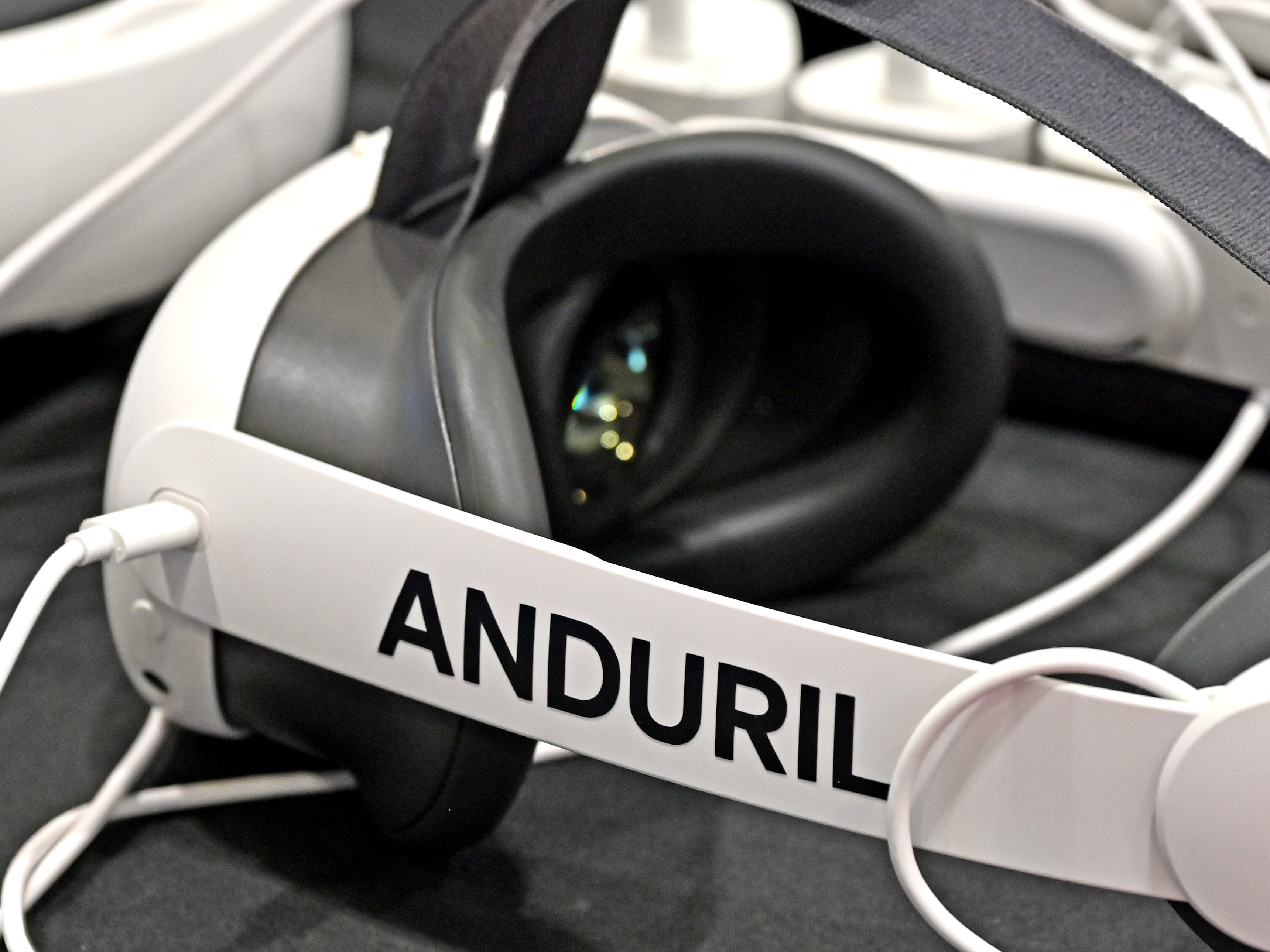 Anduril COO breaks down his method for catching up on Slack messages