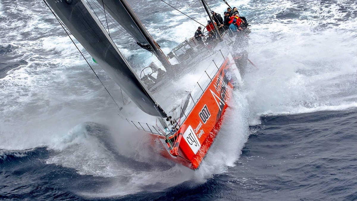 Master Lock Comanche keeps narrow lead over long-time rival LawConnect