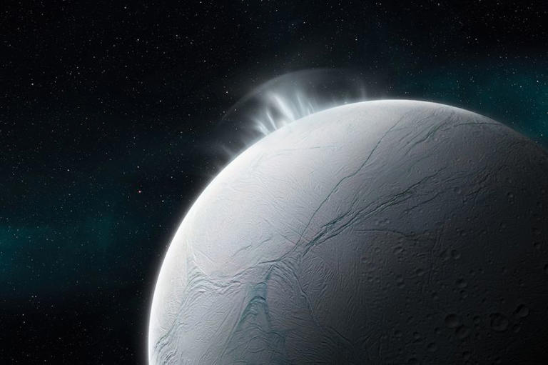 'Alien life' on Saturn as scientists make wild discovery on planet's ...