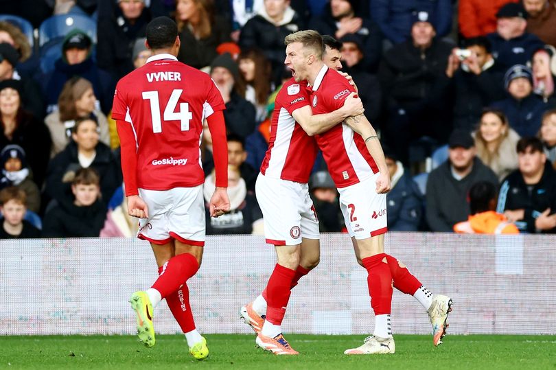 Bristol City climb back into Championship play-off places with Boxing ...
