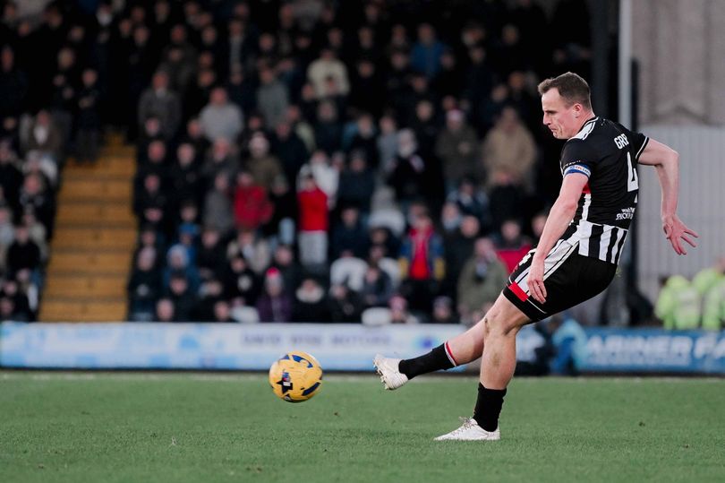 Frustrated Grimsby Town in Boxing Day draw against Oldham