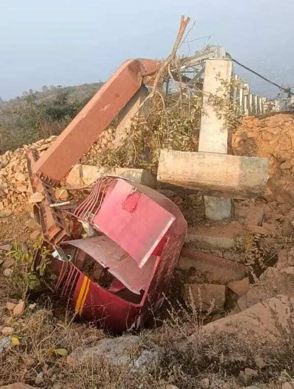 Ropeway towers collapse during trial at Rohtasgarh