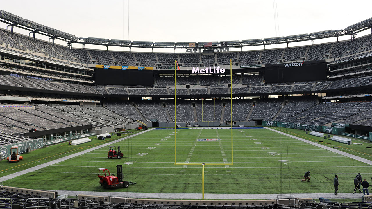 Jets allow fan to compete in field-goal contest after public backlash