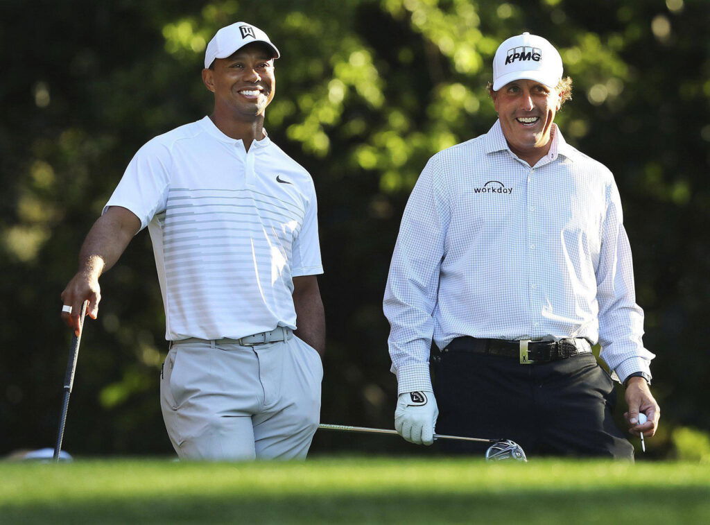 Tiger Woods vs Phil Mickelson earnings breakdown: Comparison between ...
