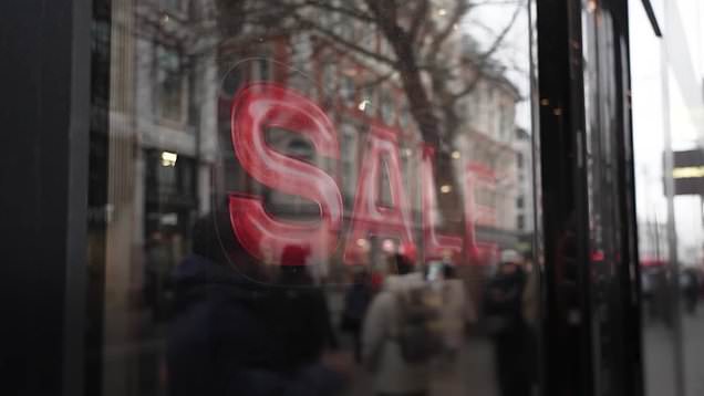 'Cost-conscious' shoppers set to spend £3.6bn in Boxing Day sales - survey
