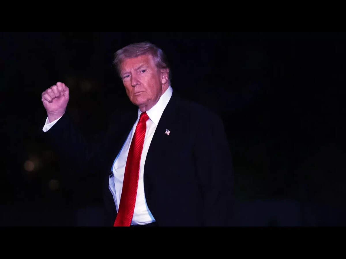 Warning signs for Trump as approval hits new low among working-class ...