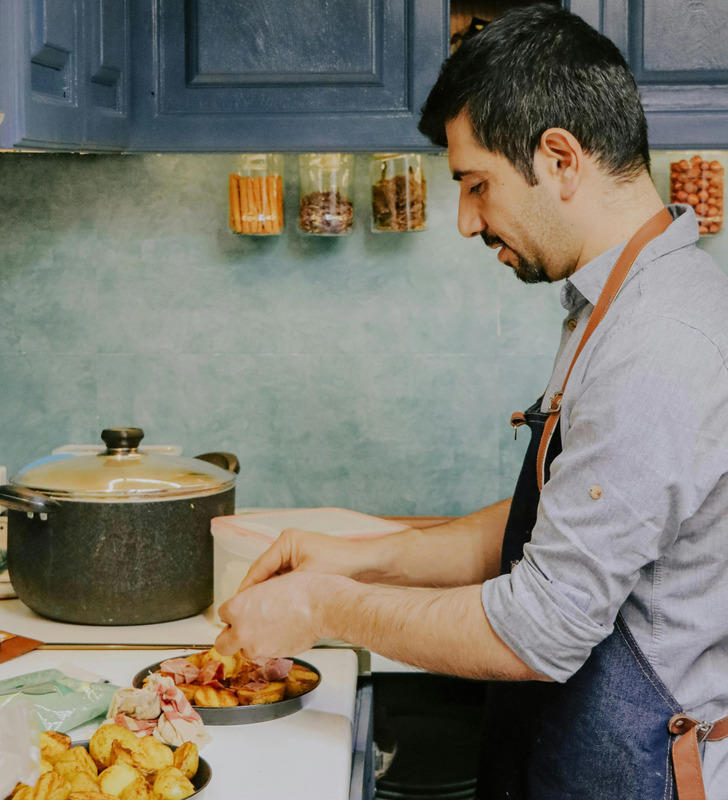 I refuse to host a Christmas dinner for my husband’s family, I’m not a maid