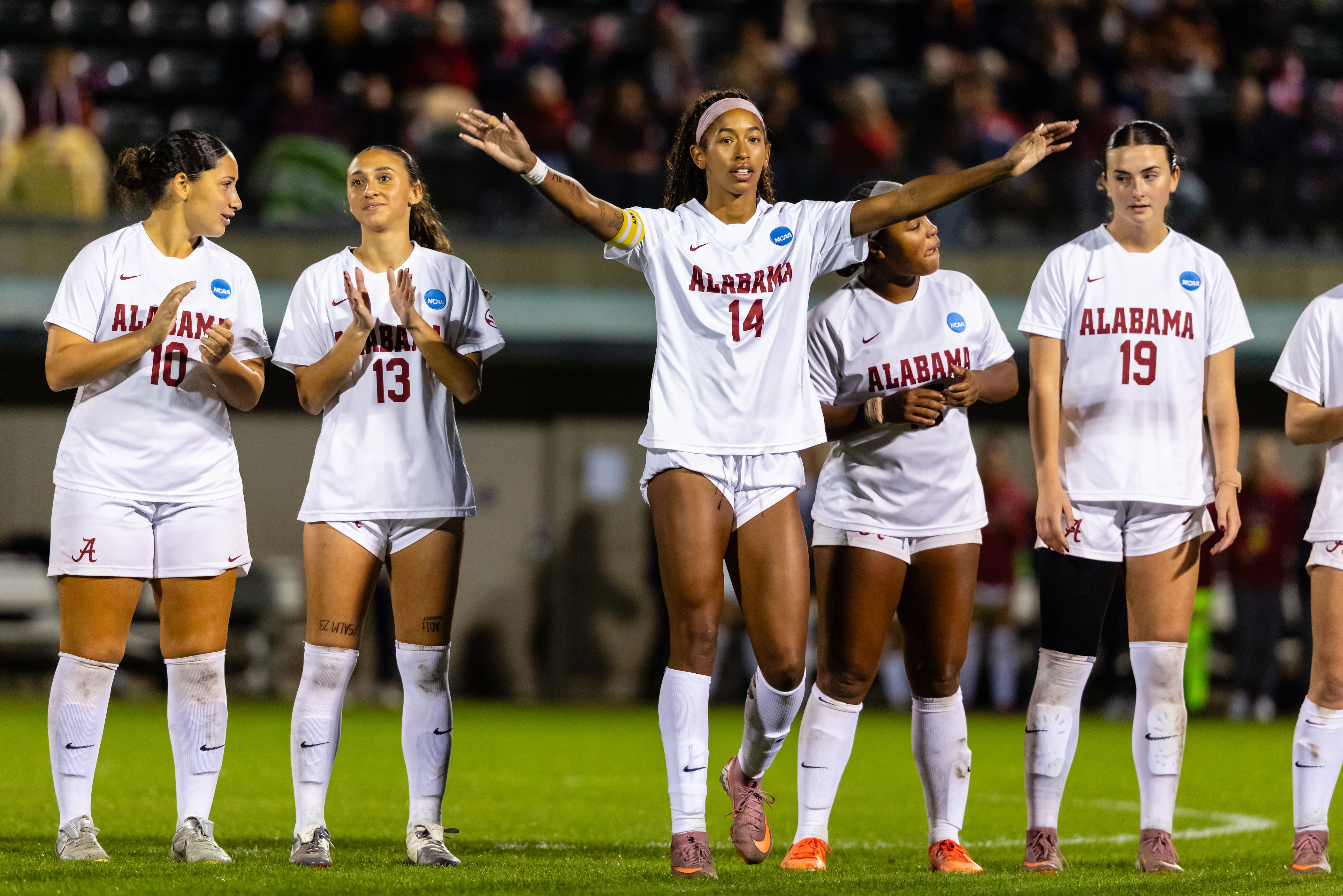 Alabama forward Gianna Paul: Two-time All-American signs with Kansas ...