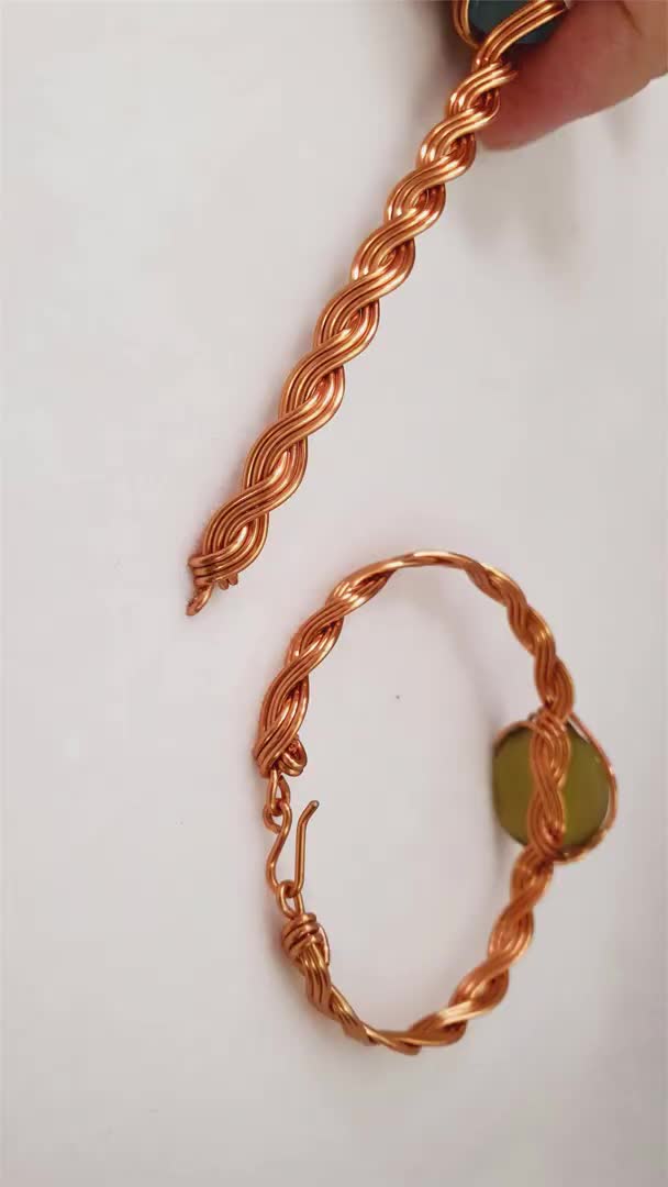 Play with wire | Wavy bracelets | Wrap stones without holes ...