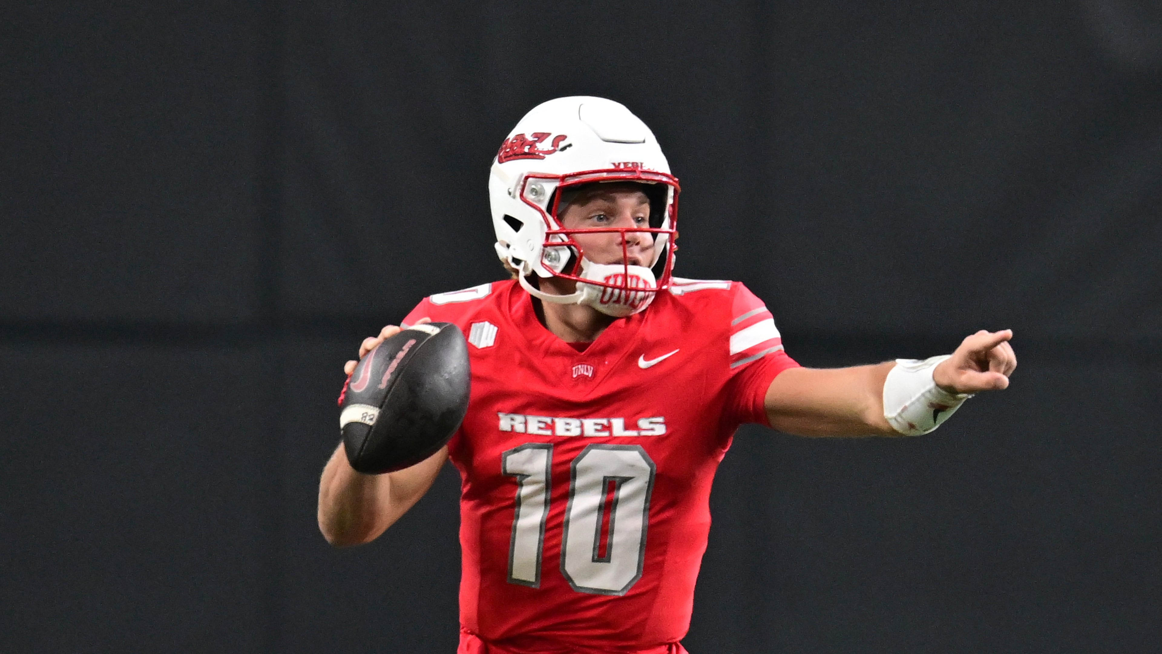 UNLV football to usher in 2026 season on FOX as part of full slate of ...