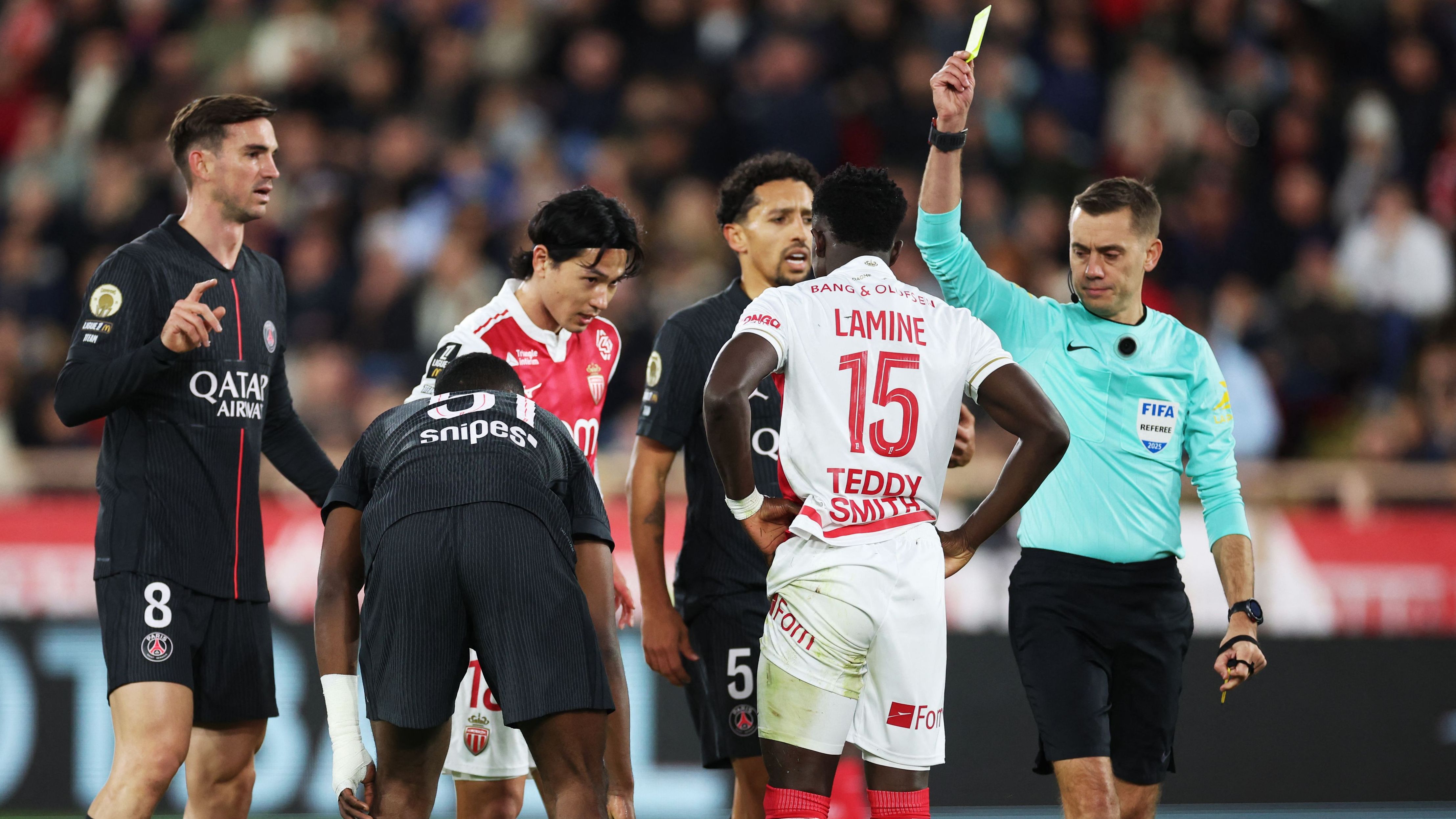 Turpin választották a legjobb játékvezetőnek, magyar bíró is a ...