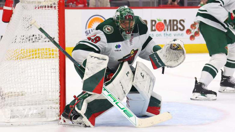 Oilers linked with future Hall of Famer to fix goaltender woes