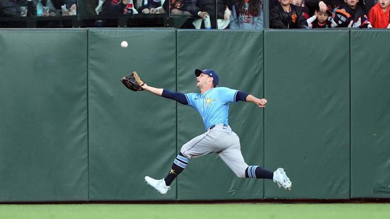 Where Jake Mangum fits with Pirates in 2026