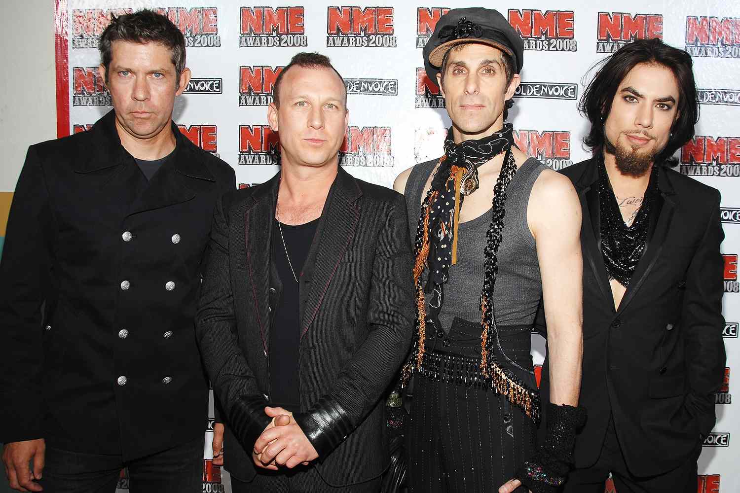 Perry Farrell and Jane's Addiction reach settlement, dismiss lawsuit as ...