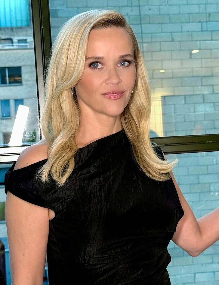 15 celebrity childhood photos that are truly hard to recognize