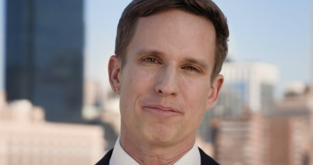 Gay Democrat who set historic fundraising record switches from US House ...