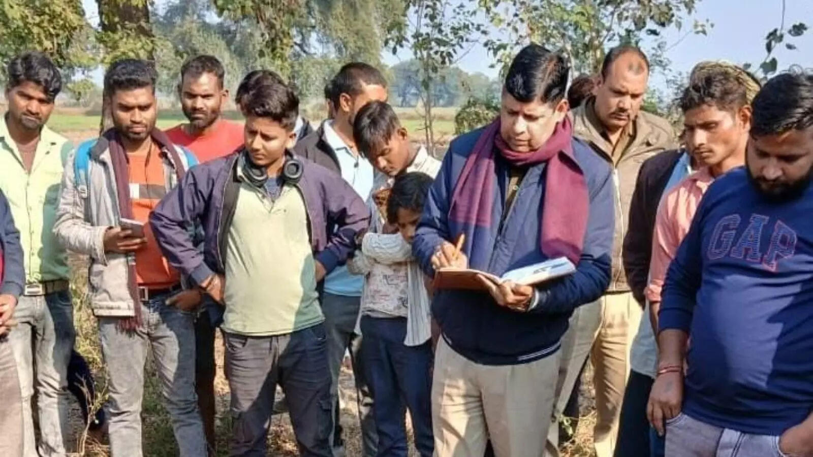 बांदा में जातिगत बाधा से परेशान GF-BF ने कुएं में कूदकर दी जान, दोहरी ...