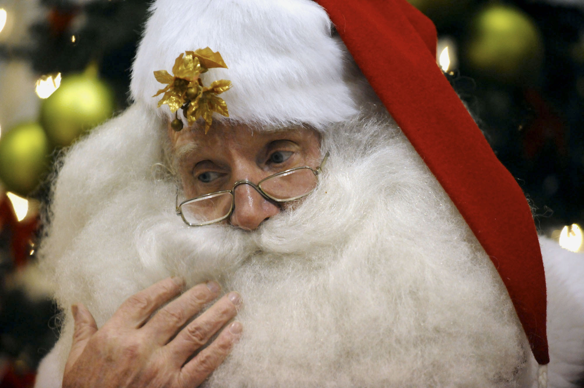 Republican lawmaker posts images of himself beating up Santa on Christmas