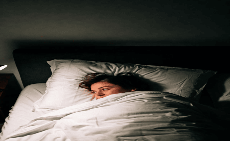 Why You Keep Waking Up Between 2 and 5 A.M. and the Simple Nighttime ...