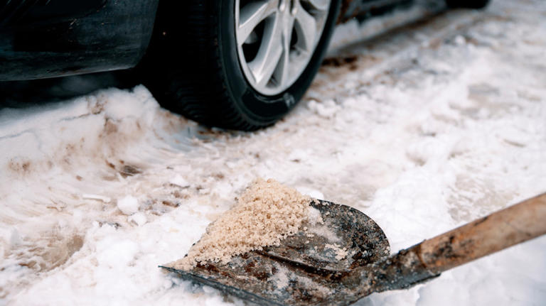 The fastest way to de-ice your driveway during freezing winters