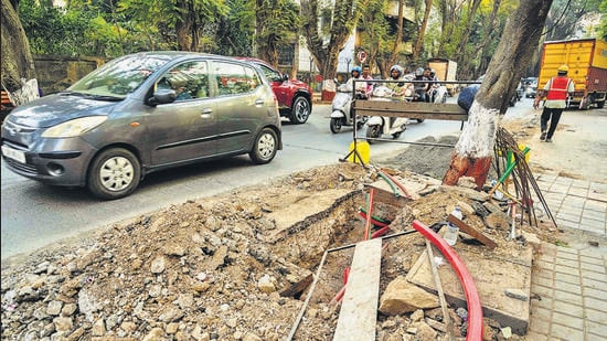 Contractor booked for digging up road stretch in Aarey without permission