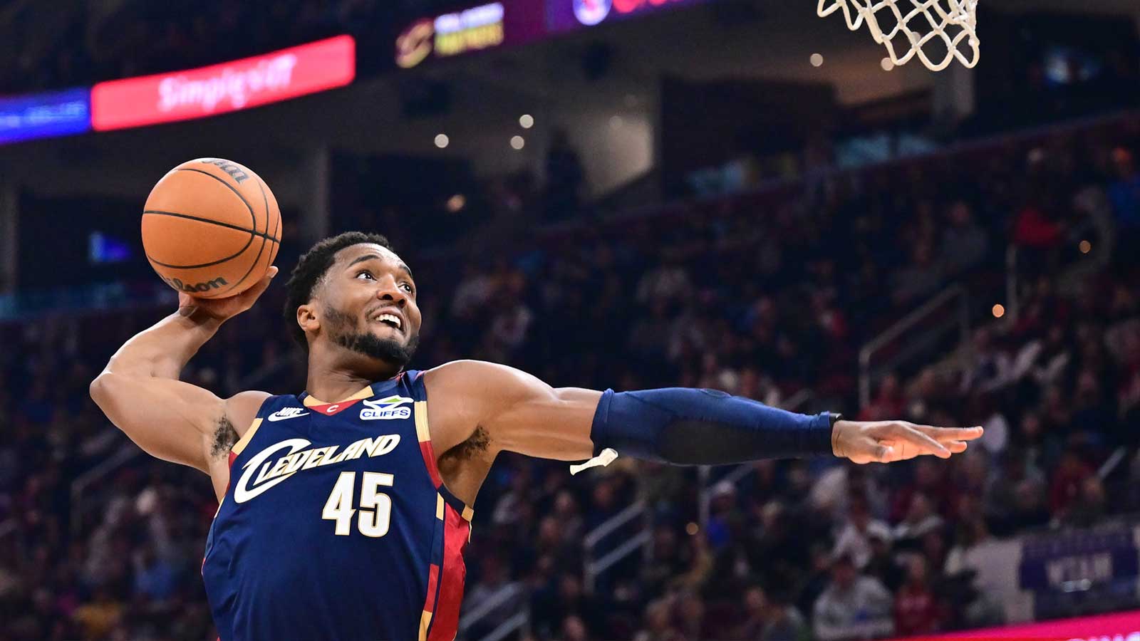 Cavs’ Donovan Mitchell only unleashes certain part of his game for Coco ...