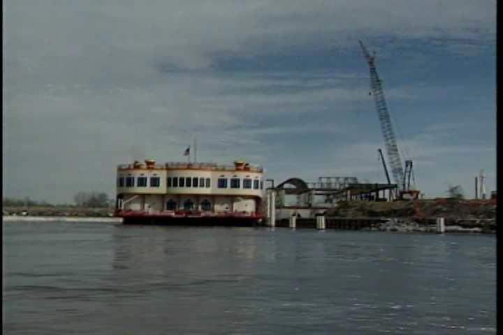 Iowa construction workers fall behind schedule on new casino due to ...