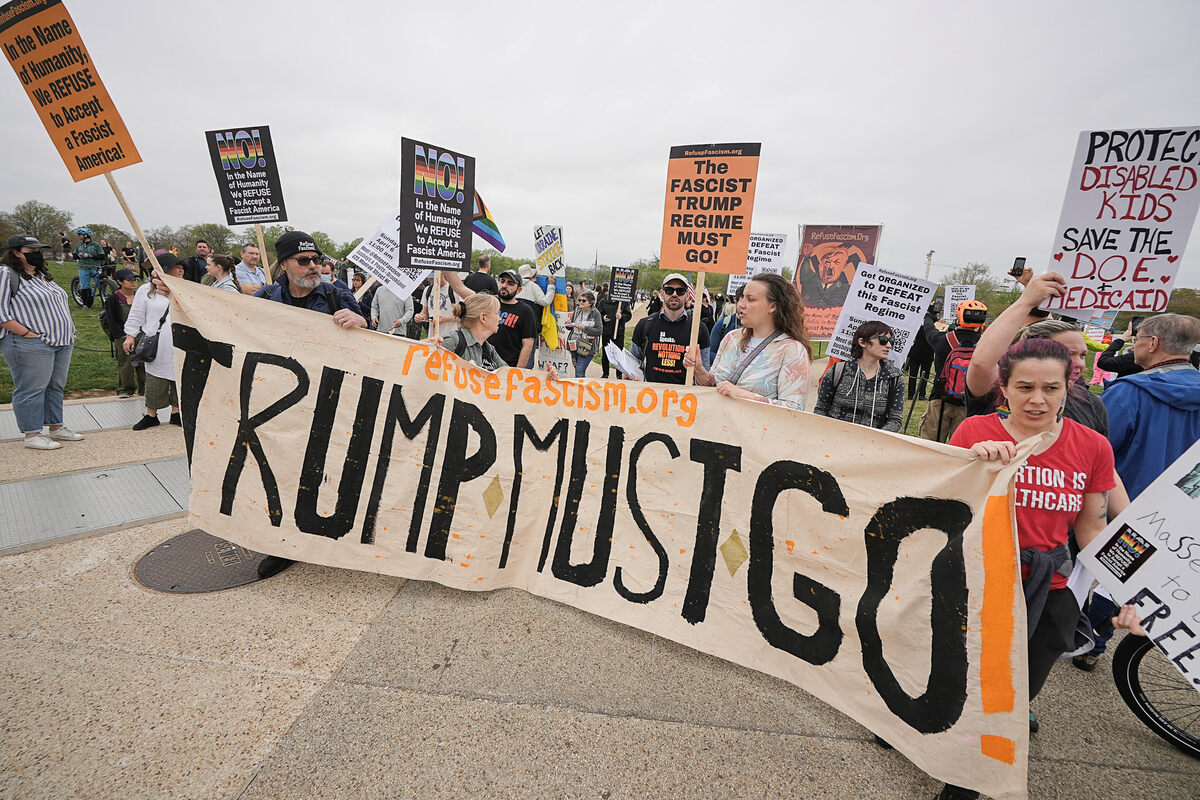 Nationwide anti-Trump rallies draw thousands in show of strength ...