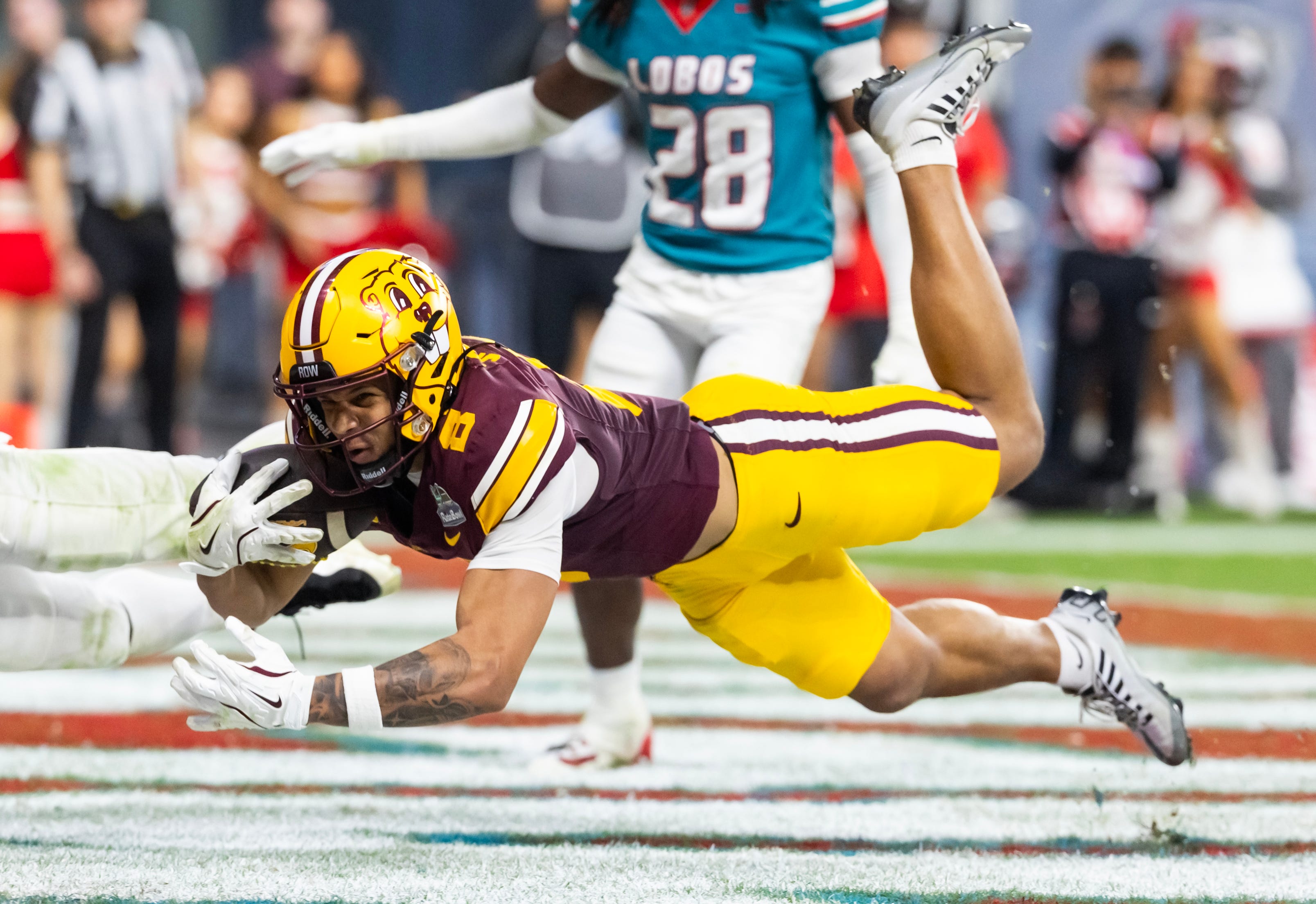 Minnesota tops New Mexico in overtime of Rate Bowl to extend bowl streak