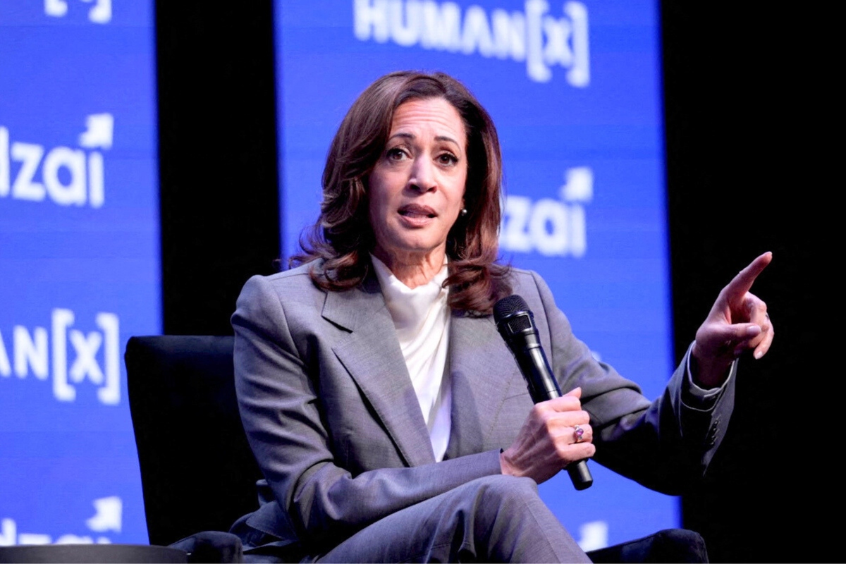 Barack Obama and Kamala Harris slam Trump's second term: "Not here to ...