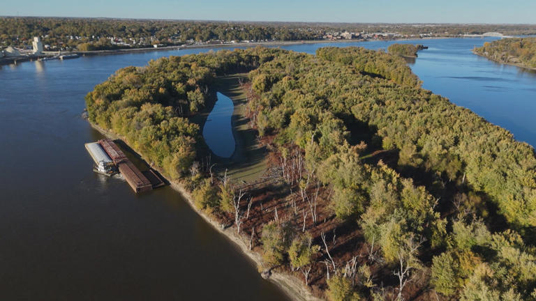 Muscatine’s Towhead Island dedicated to youth education and conservation