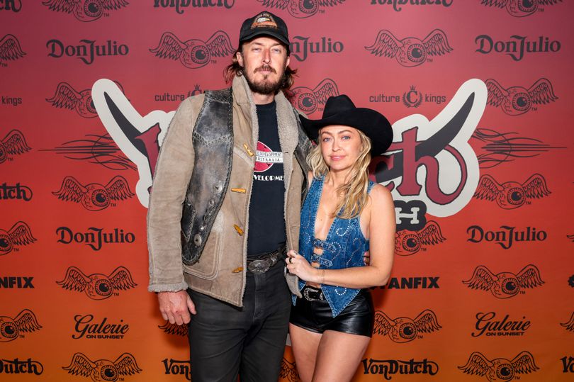 Miley Cyrus' sister Brandi ends 'craziest year' with engagement to ...