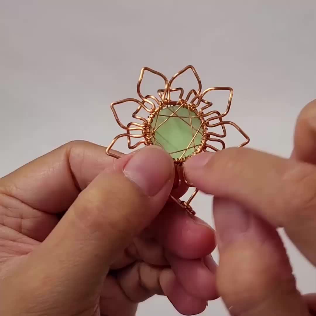 Flowers | Pendant | Wire wrap stones without holes | Round cabochon ...