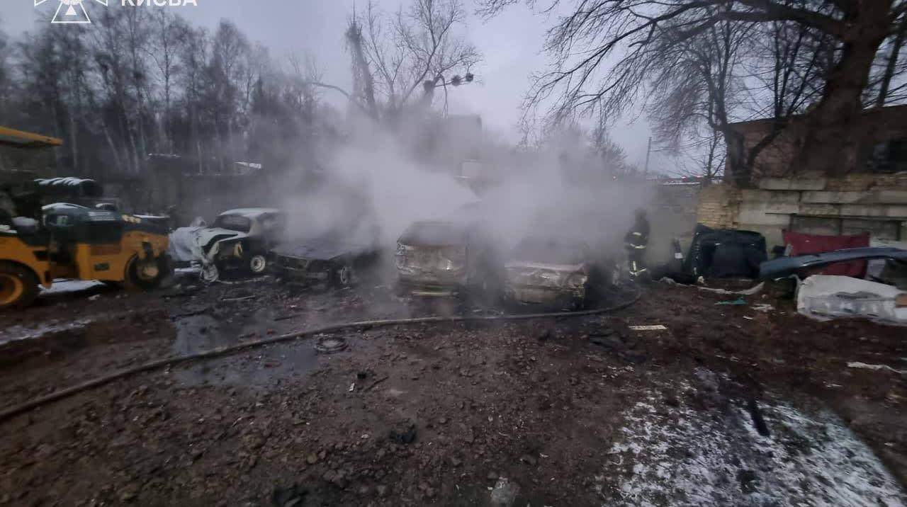 Russian attack on Kyiv: Two apartment buildings on fire