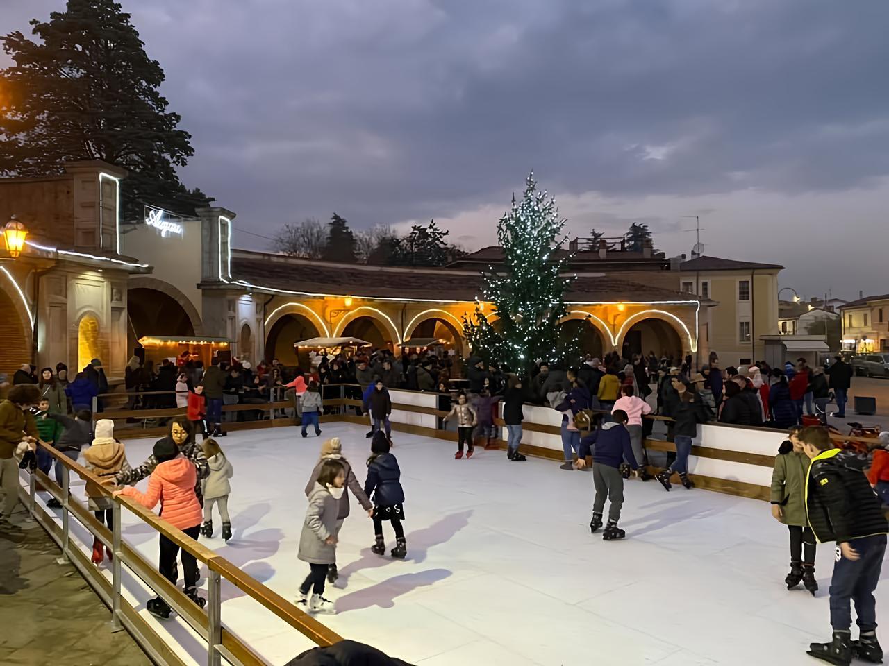 Tontola e Fiumana in festa tra tombola e brindisi
