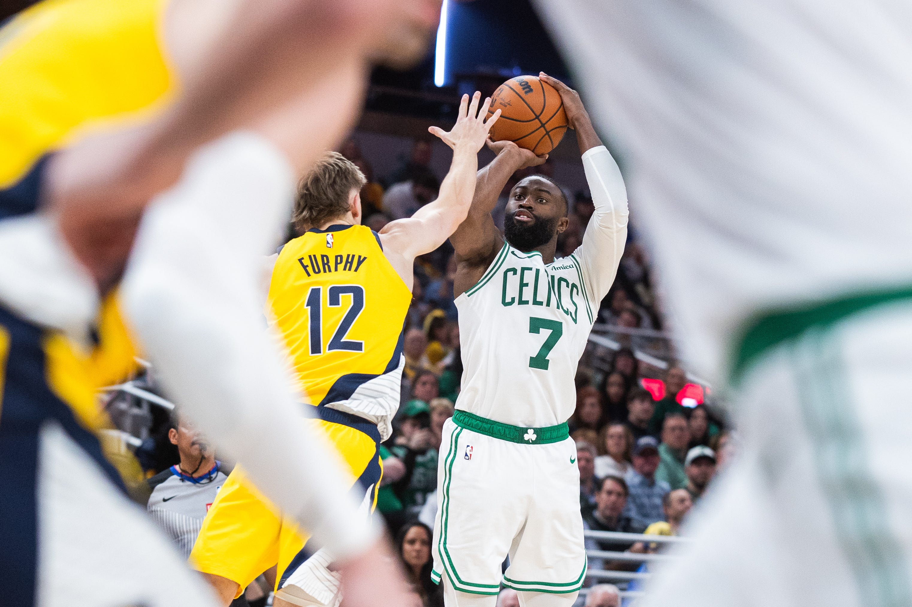 Celtics start West Coast road trip off right, beat Indiana Pacers 140 ...