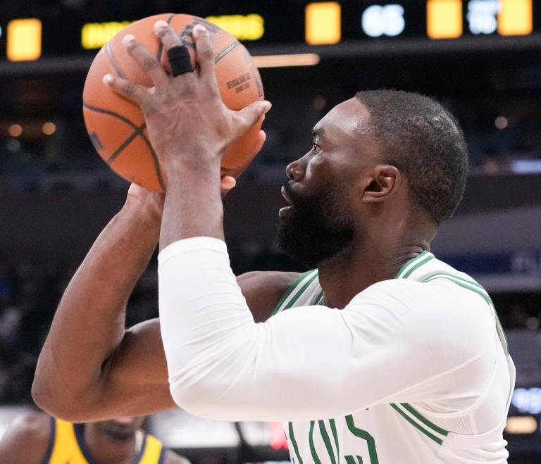 Boston's Jaylen Brown doubtful against Pacers with back spasms