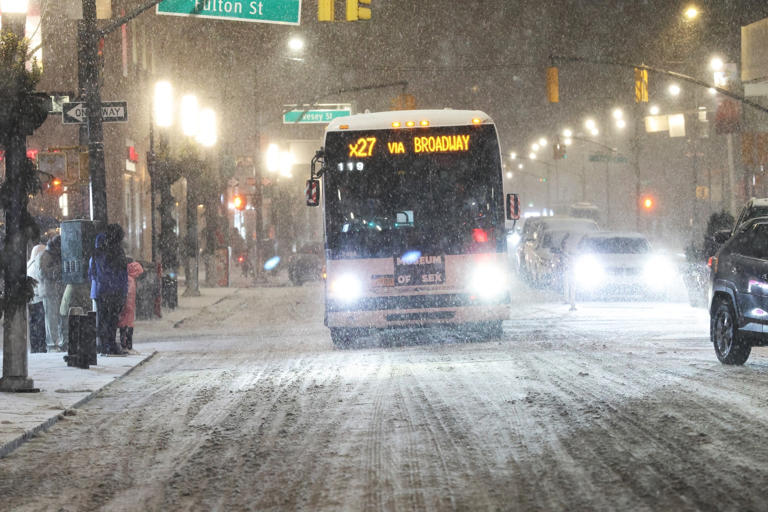 Flights canceled as dangerous snowstorm hits NYC area