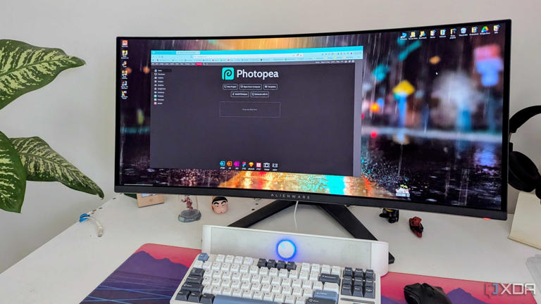 Your monitor's refresh rate matters more than resolution for productivity