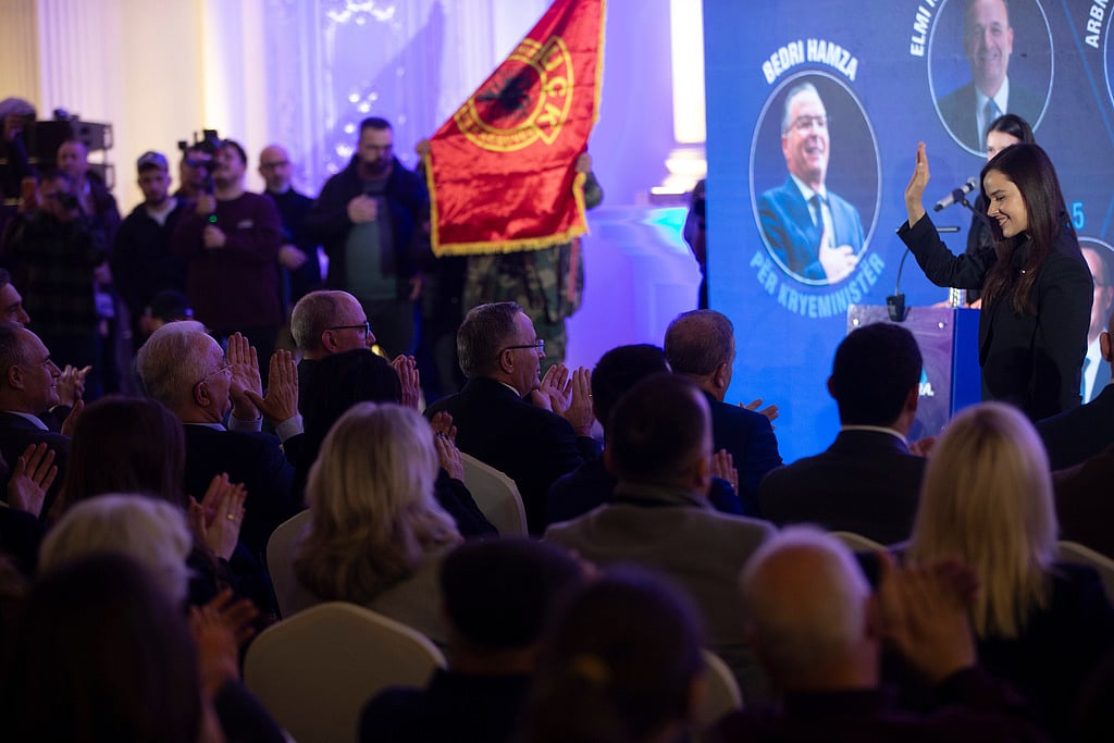 Kosovo heads to snap vote to end political deadlock