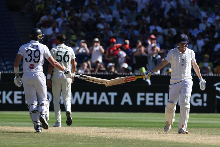 England ends 18-match winless streak in Australia with 4-wicket victory ...