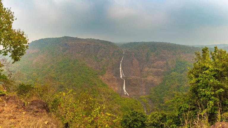 Travellers take a winter reroute