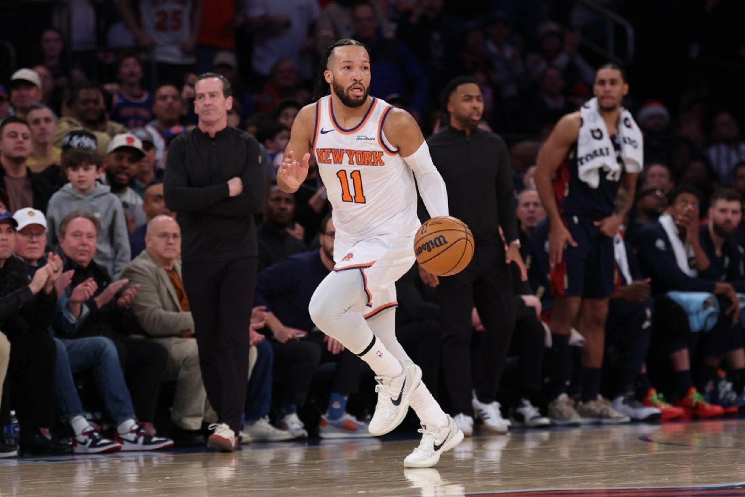 Hawks stumble into matchup with surging Knicks